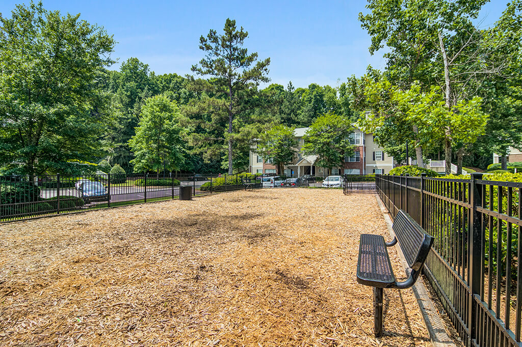 1, 2, & 3 Bedroom Apartments in Austell, GA | Chroma Park Apartments